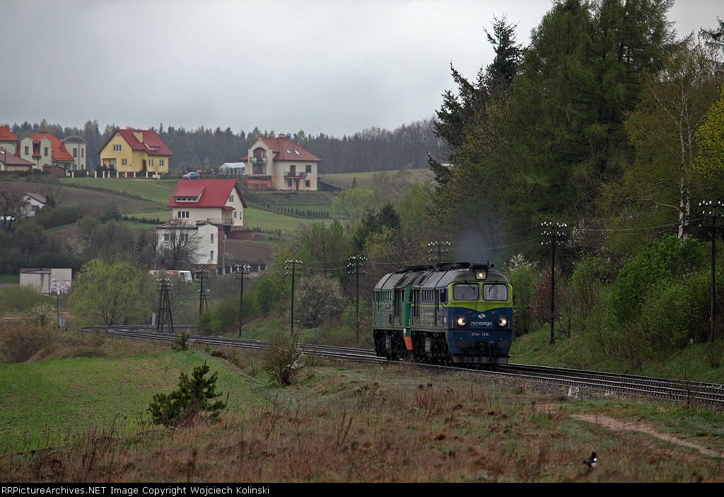 ST44-1216 (ex ST44-1092) + ST44-1108